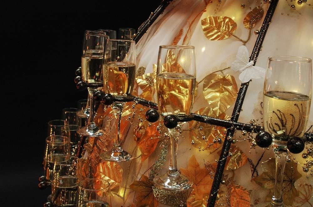 Gold Strolling Champagne Table | Walkabout Champagne Skirt