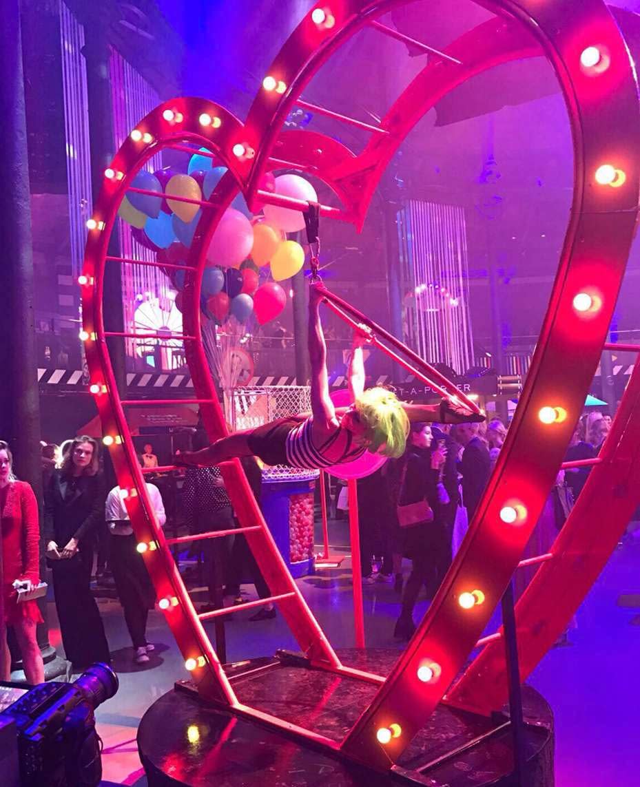 Freestanding Aerial Rig | Aerial Acts | Unique Wedding Entertainment